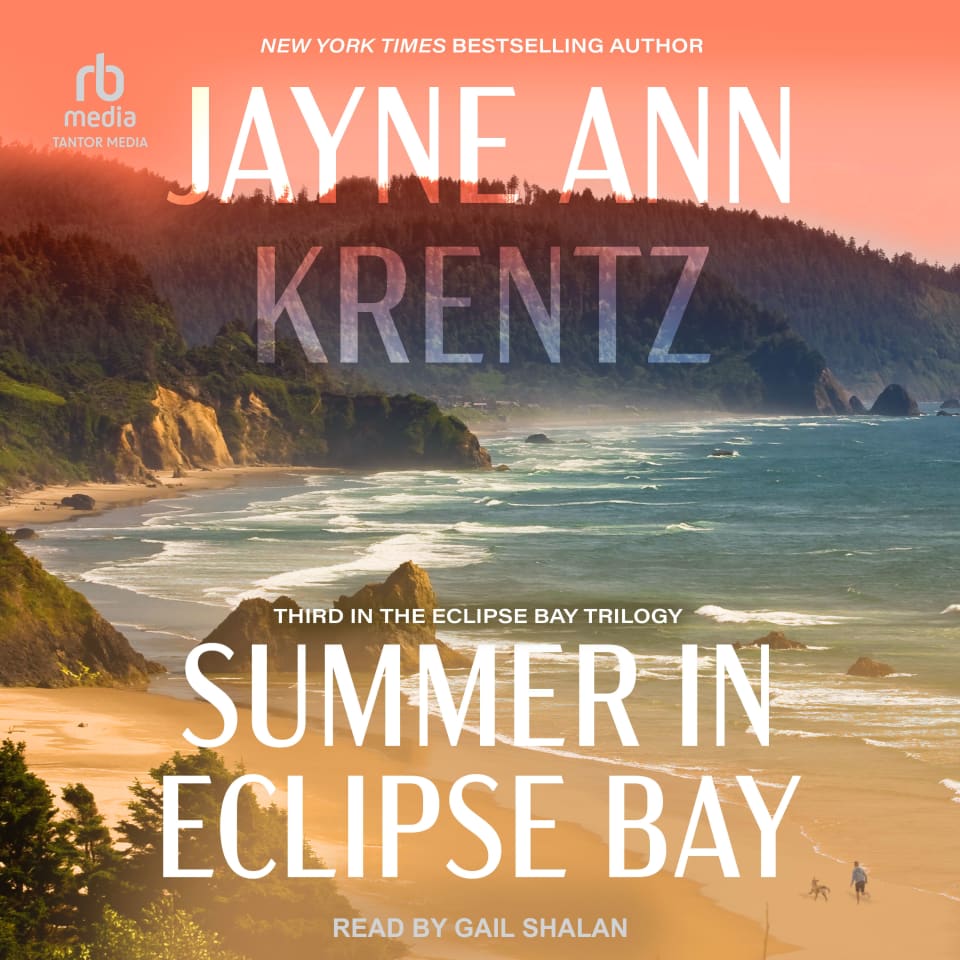 Summer in Eclipse Bay by Jayne Ann Krentz - Audiobook